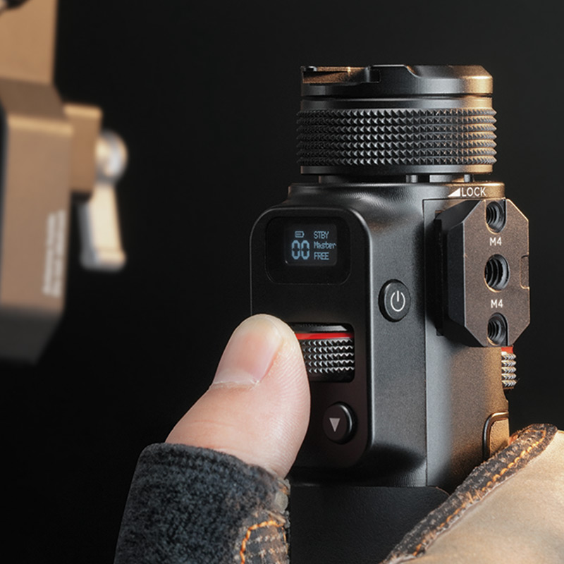 Dual Channel Wireless Lens Control Handle for Advanced Ring Grip | Tilta