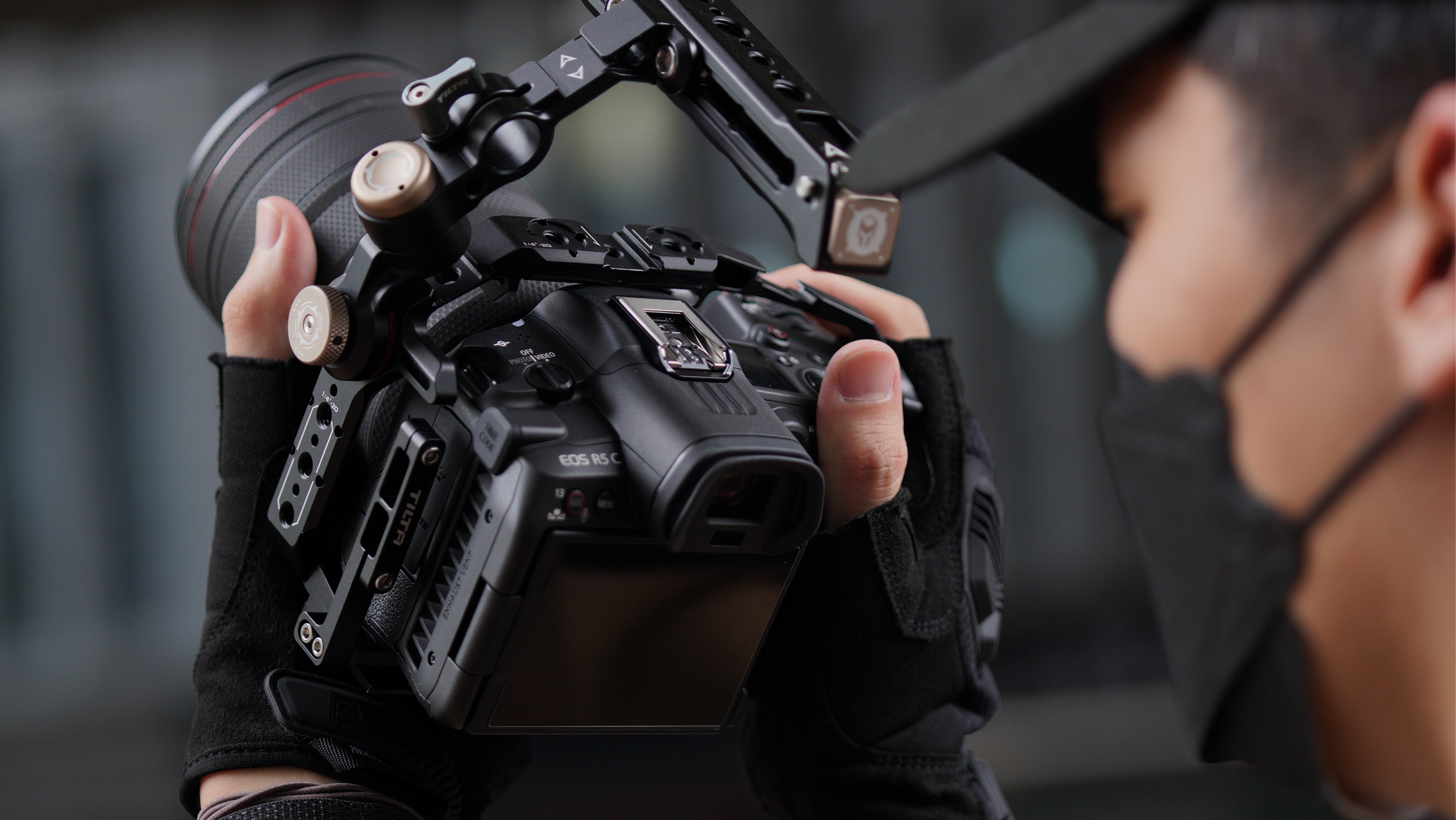 Camera Cage for Canon R5C Basic Kit - Black | Tilta