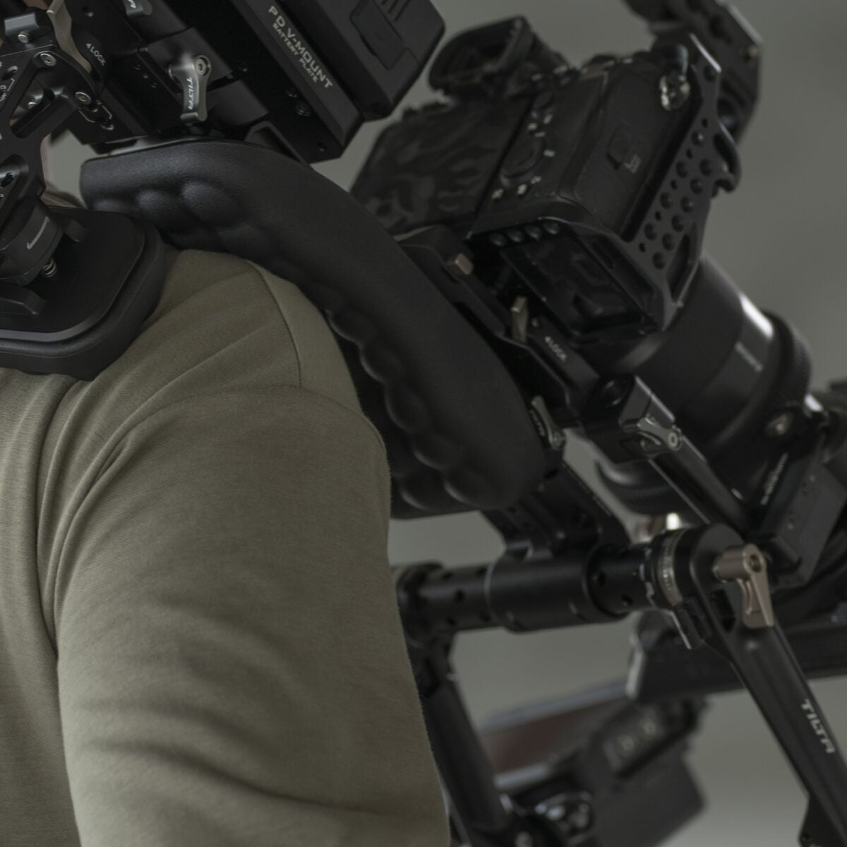 Tilta Lightweight Shoulder Rig - Black | Tilta