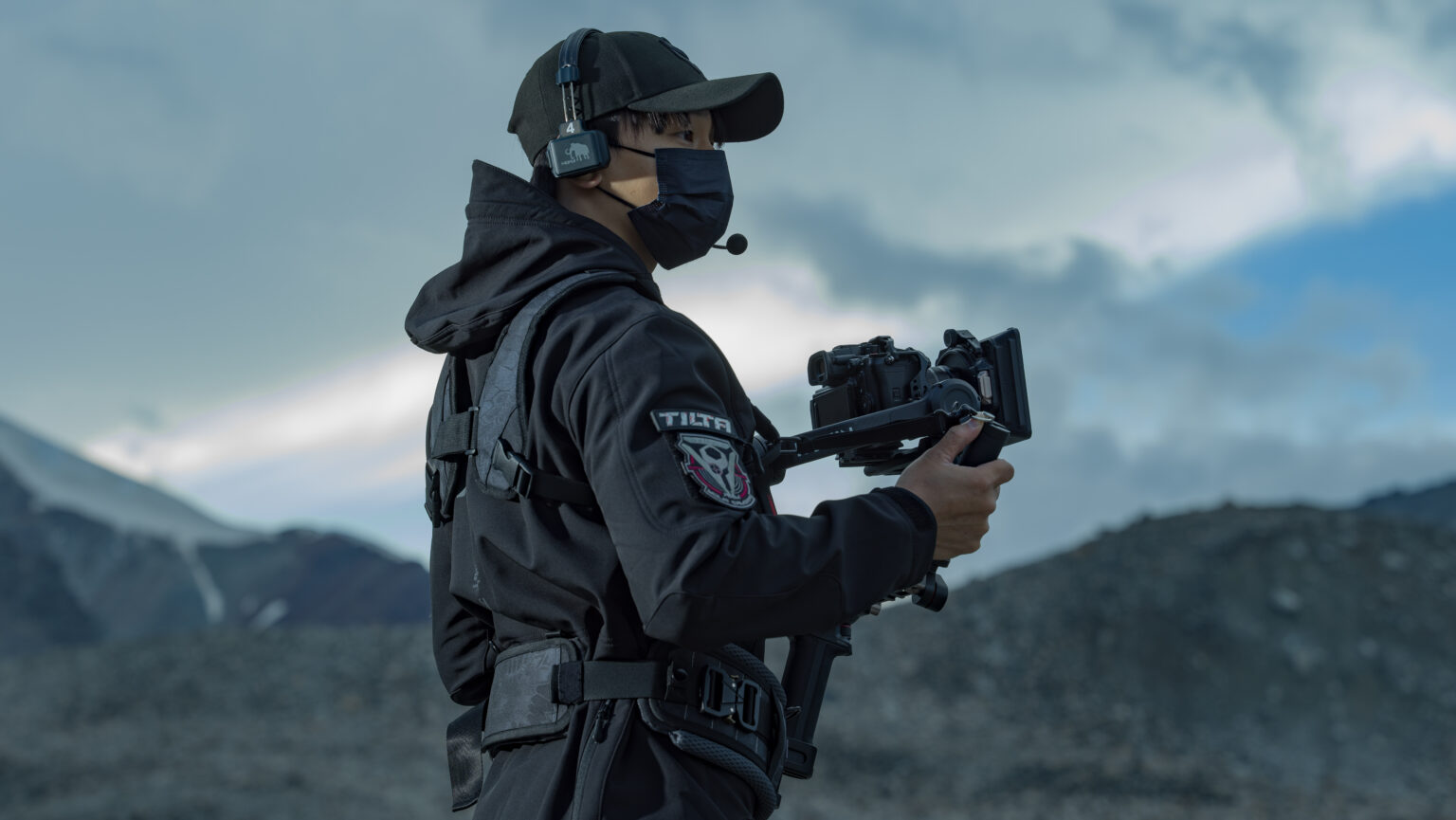 Lightweight Dual Handle Gimbal Support System | Tilta