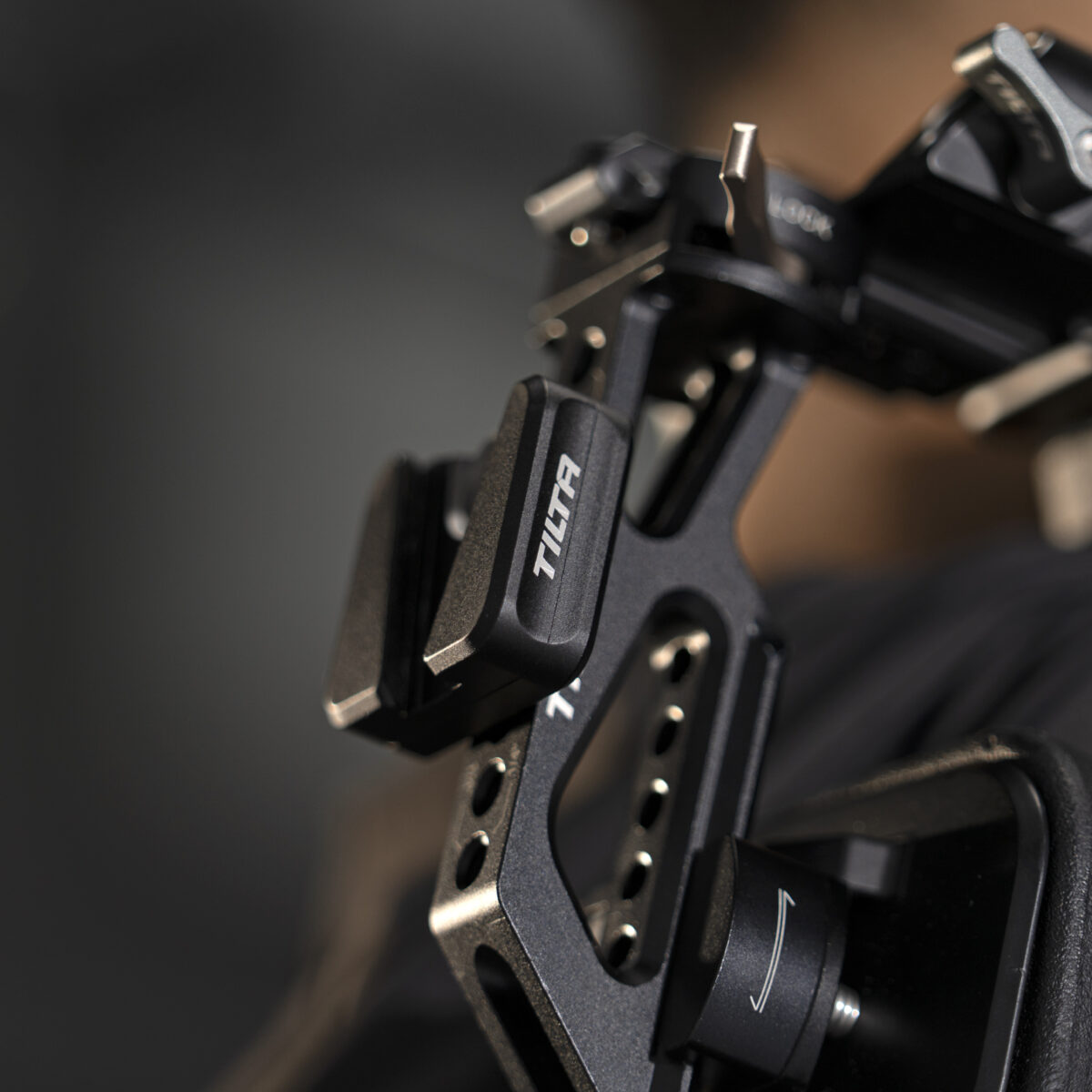 Tilta Pocket V-Mount Battery Plate V2 - Black | Tilta