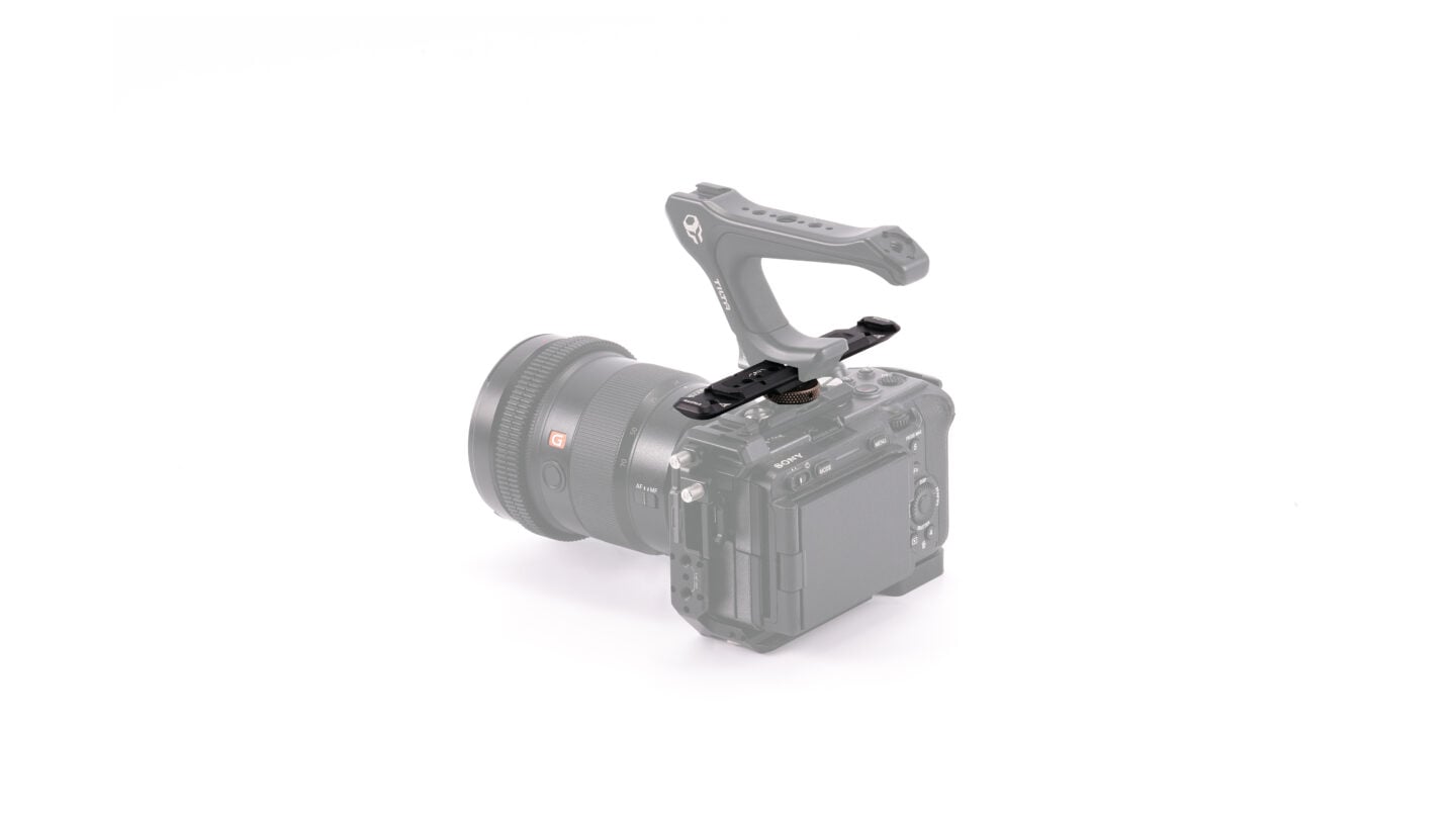 Tilta Cold Shoe Expanded Bracket - Black | Tilta