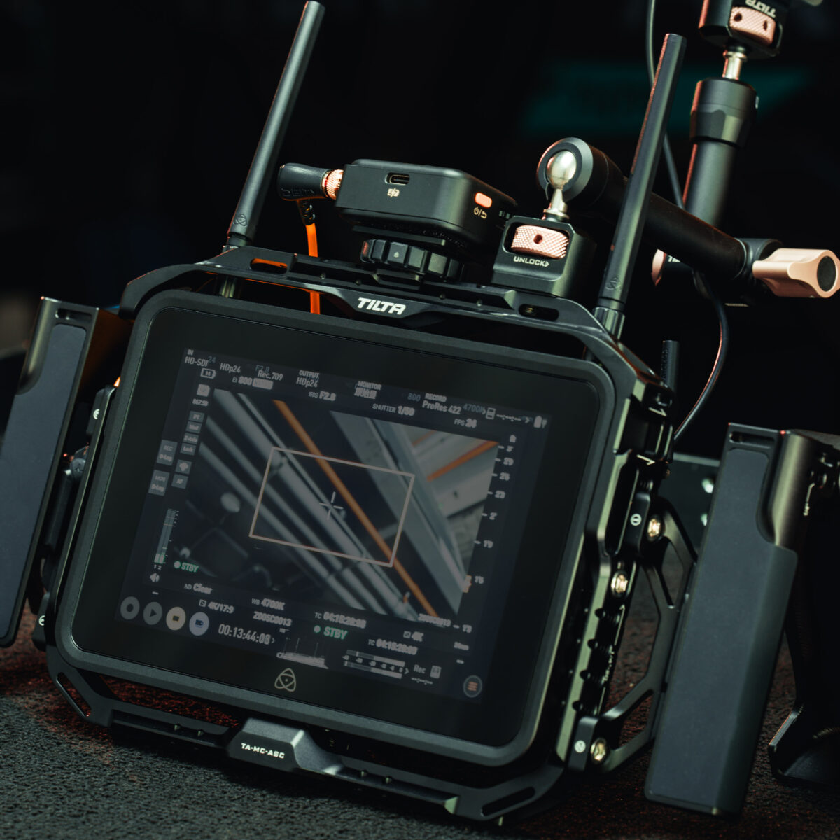 Monitor Cage for Atomos Shogun Ultra/Connect Handheld – Black | Tilta