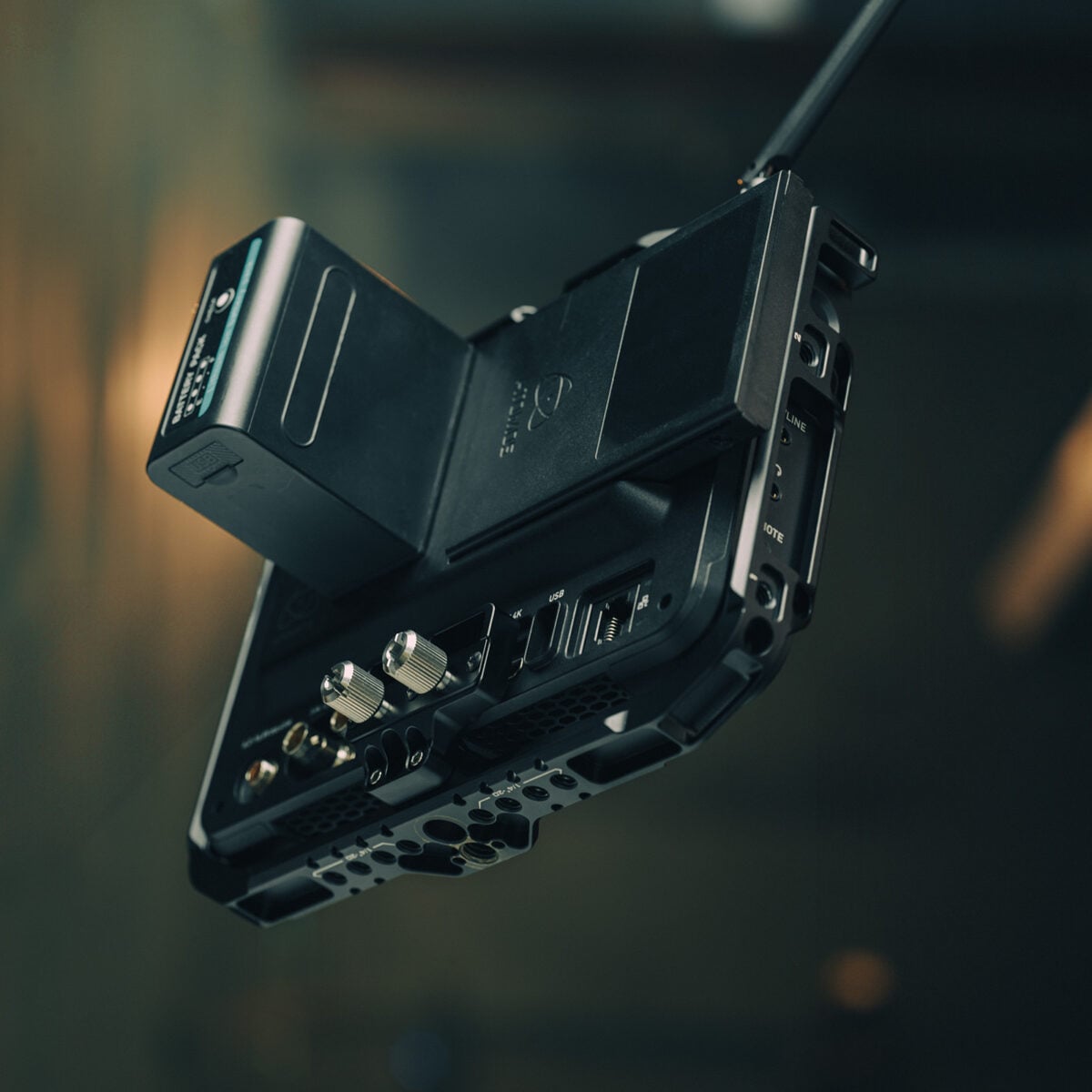 Monitor Cage for Atomos Shogun Ultra/Connect Handheld – Black | Tilta