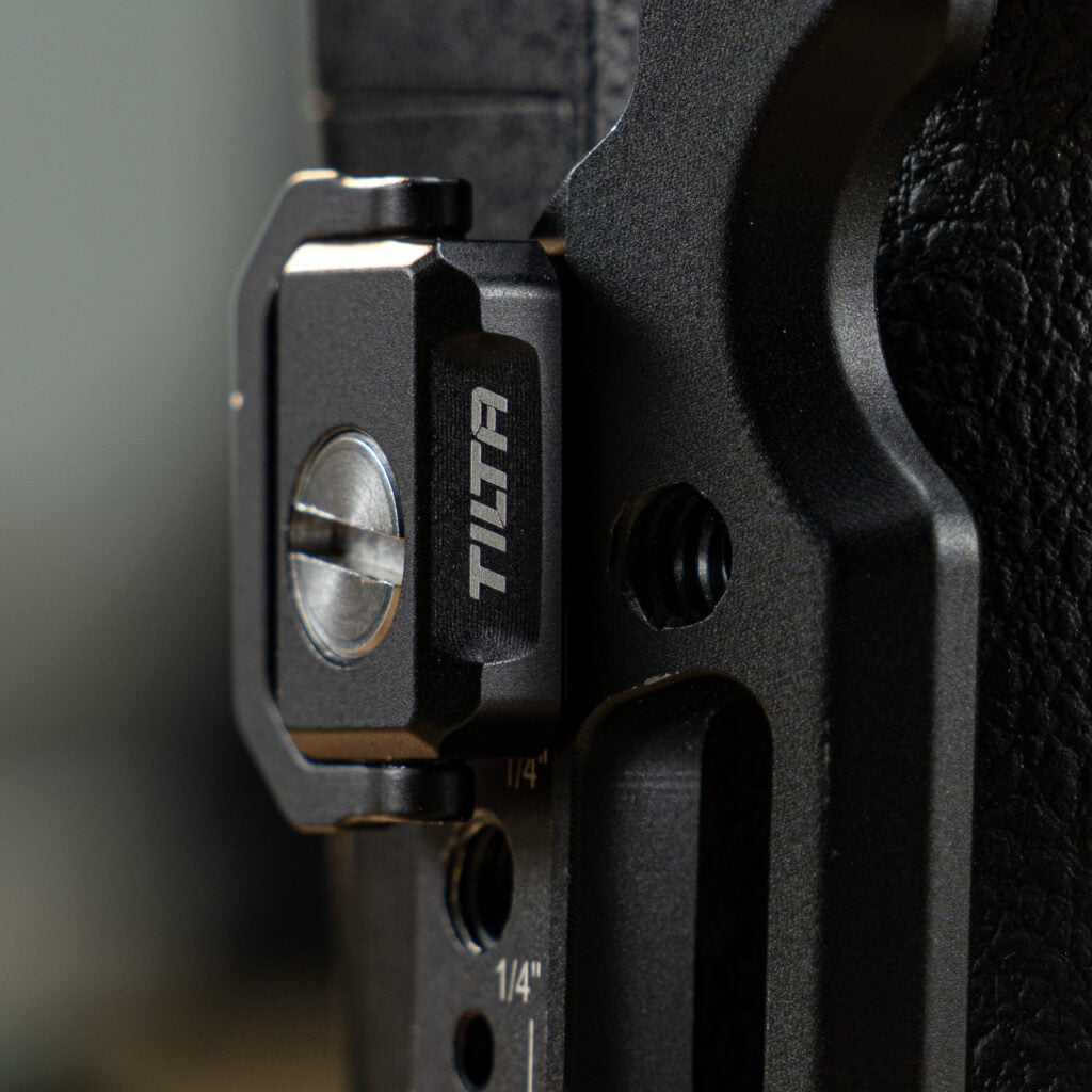 1/4″-20 Camera Strap Attachment - Black | Tilta