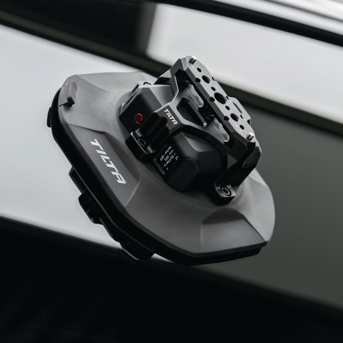 Hydra Electronic Suction Cup (4.5″) | Tilta