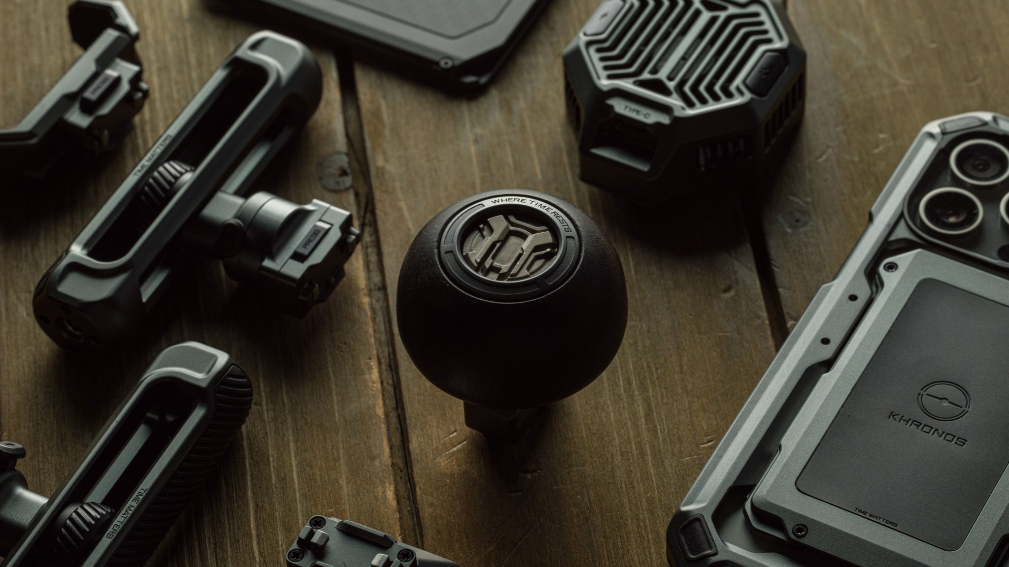 Khronos Cooling System for iPhone 15 Pro/Pro Max | Tilta